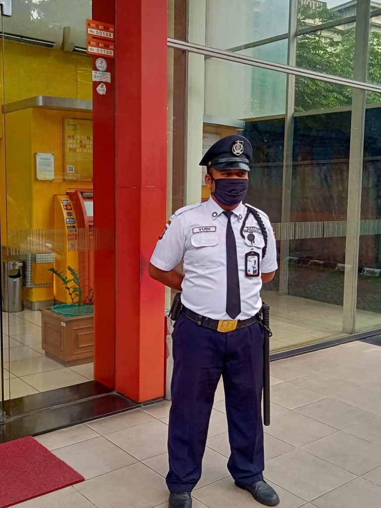 Yudi Satpam BSP, Pemenang Satpam Paling HITS di Bank Danamon - Bravo ...